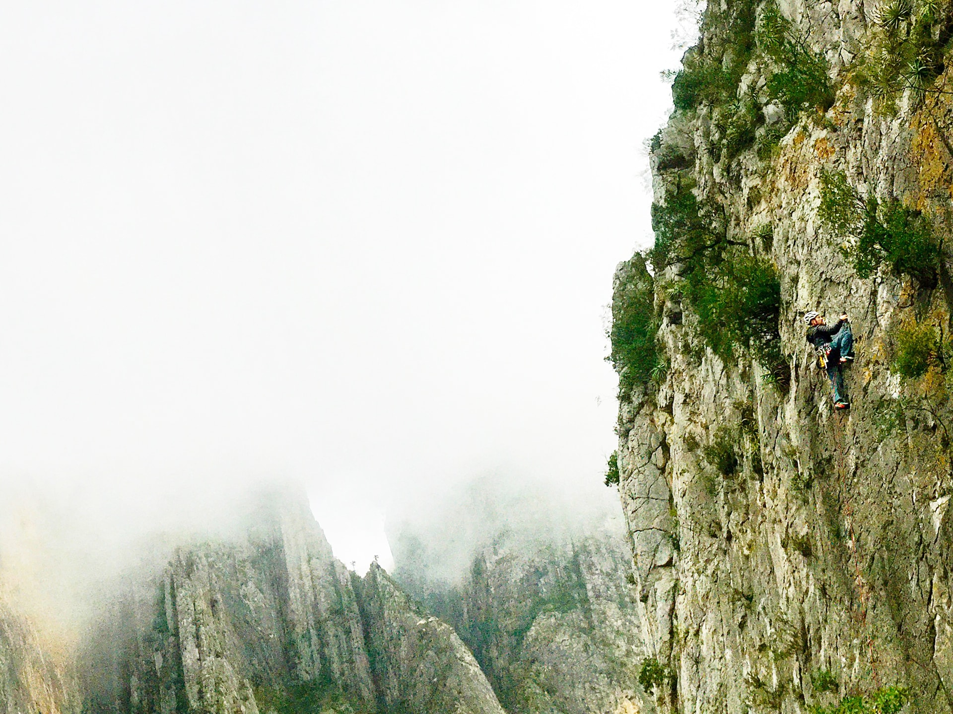 Roderick Russell – Speaker, Rock Climber, Sword Swallower & Coach ...